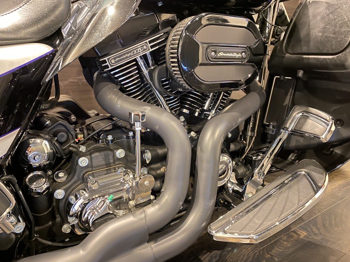 2016年 FLHXSE CVO 1800 ストリートグライド ツーリング TC110 最終ツインカム インジェクション | 岐阜のハーレー ...